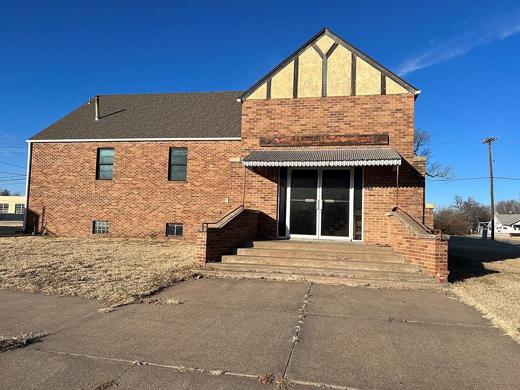 420 N Main St, Saint John, KS 67576 | Zillow