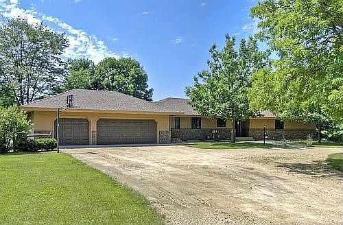 16906 Pebblebrook Ct, Prior Lake, MN 55372 | Zillow