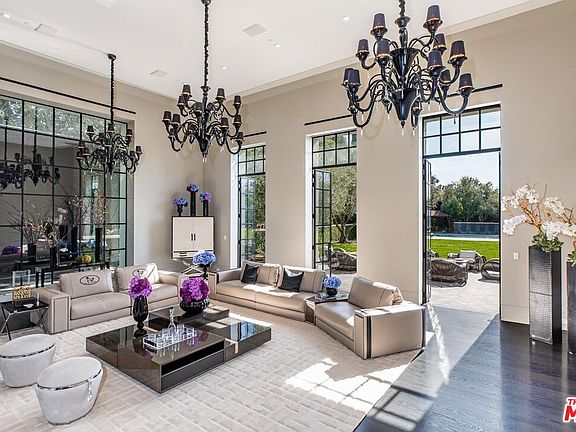 271 S Mapleton Dr, Los Angeles, CA 90024 | MLS #22-216111 | Zillow