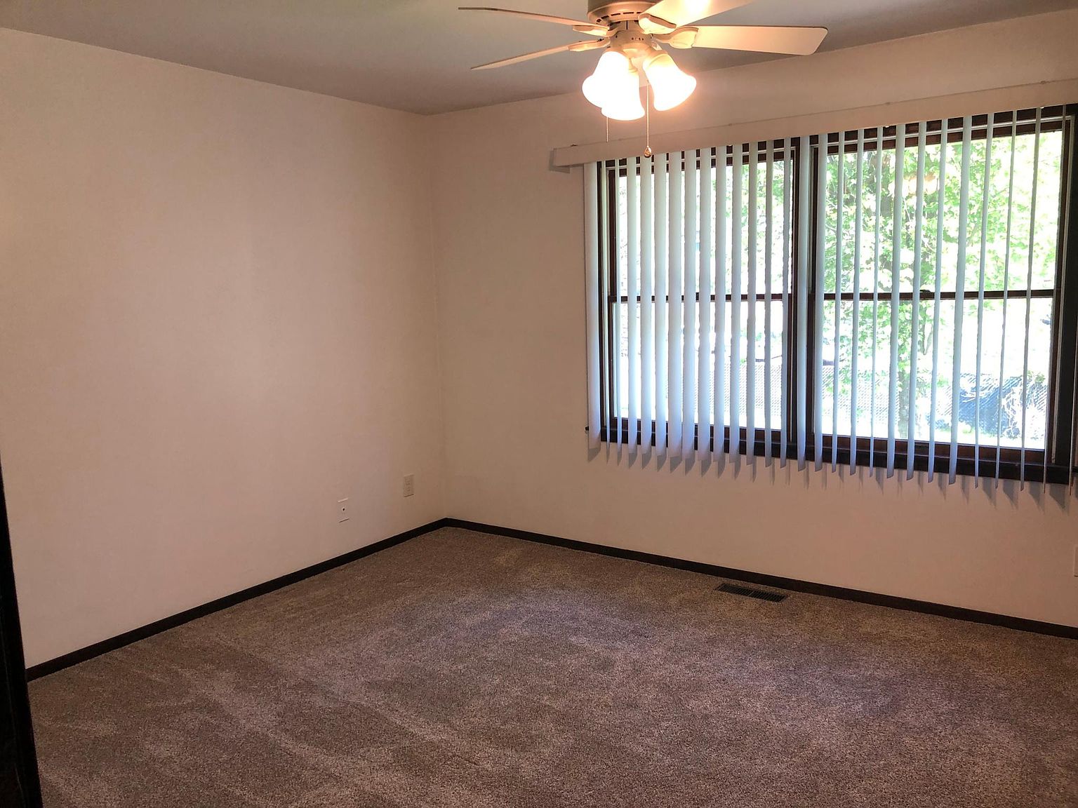 (Undisclosed Address), Chesterton, IN 46304 | Zillow