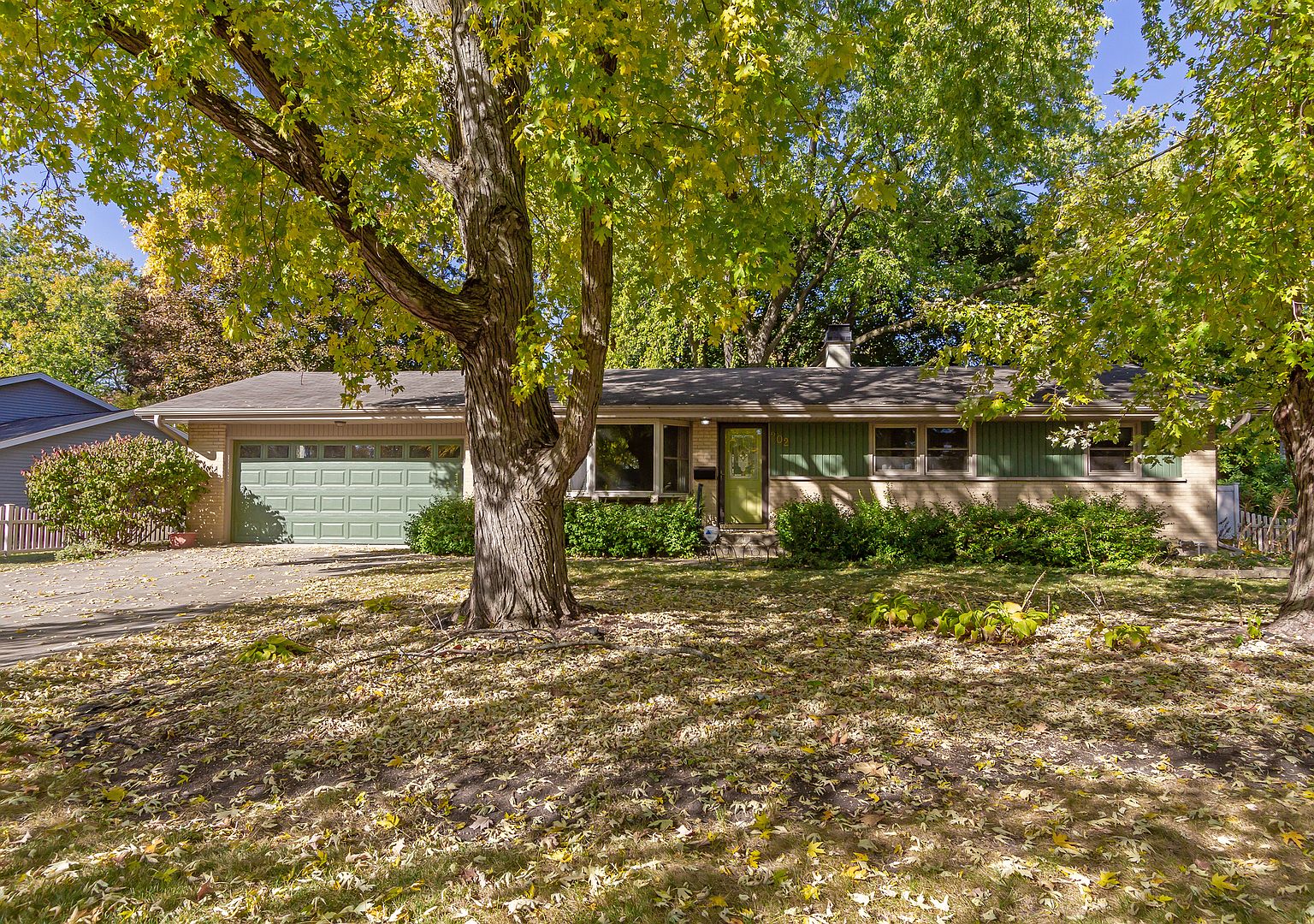 202 Simpson St, Geneva, IL 60134 | Zillow