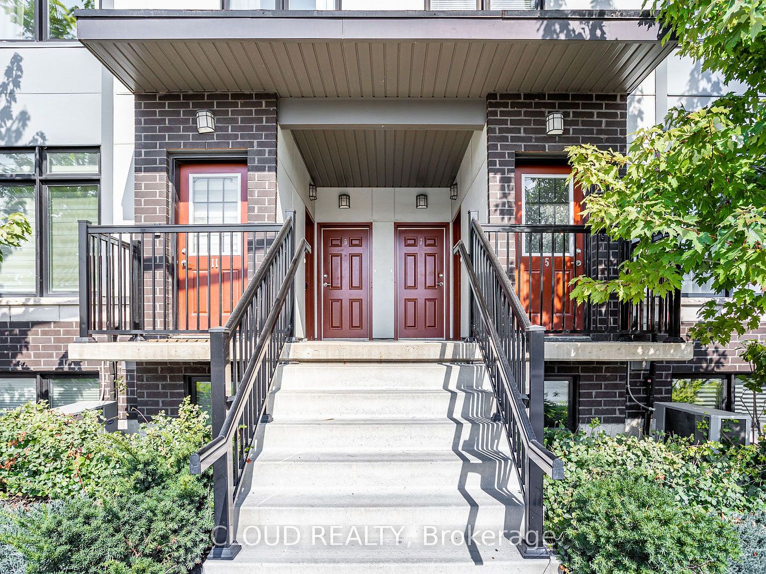 630 Rogers Rd #10, Toronto, ON M6M 0B4 | MLS #W7026116 | Zillow