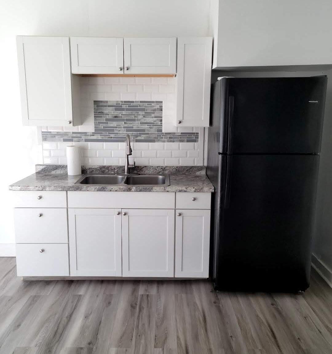 82 Pond St APT 4, West Warwick, RI 02893 | Zillow