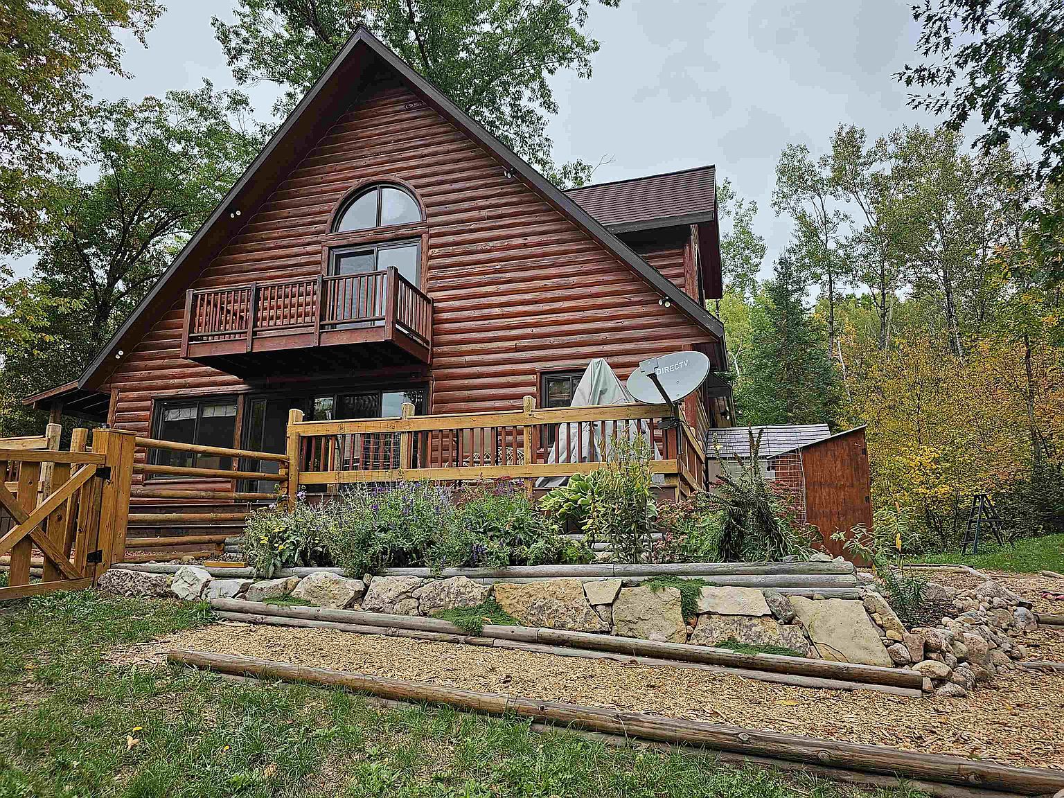 N9090 Carper Rd, Iola, WI 54945 | MLS #50282090 | Zillow