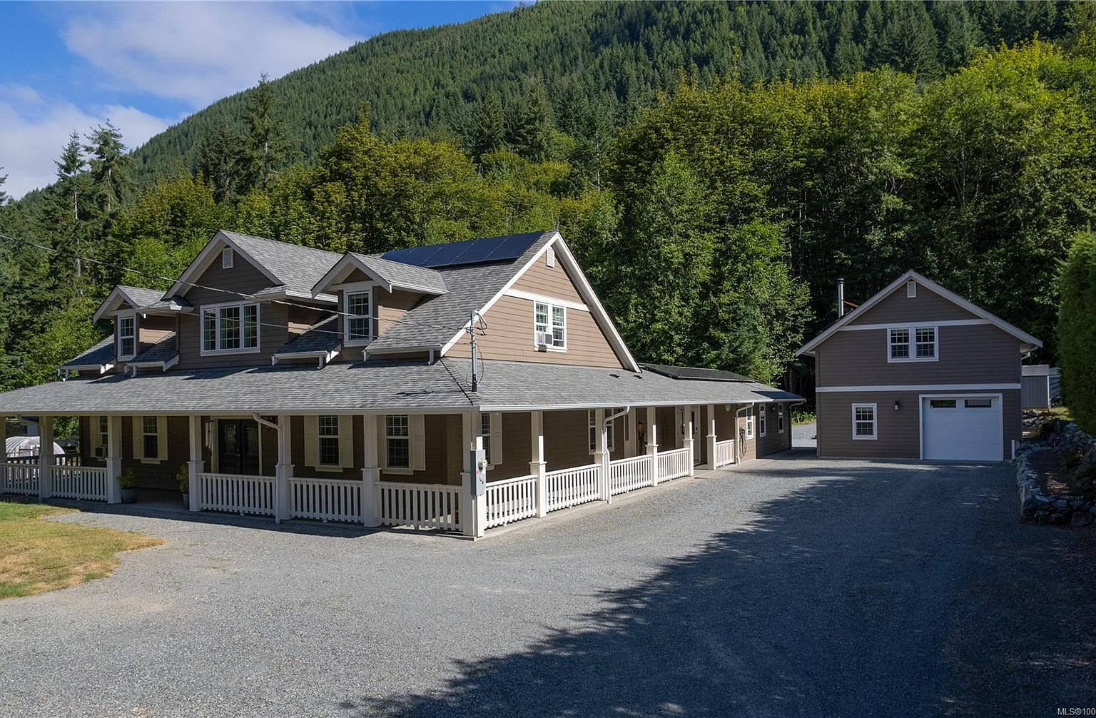 10011 Youbou Rd, Cowichan Valley, BC V0R 3E1 | MLS #1006537 | Zillow
