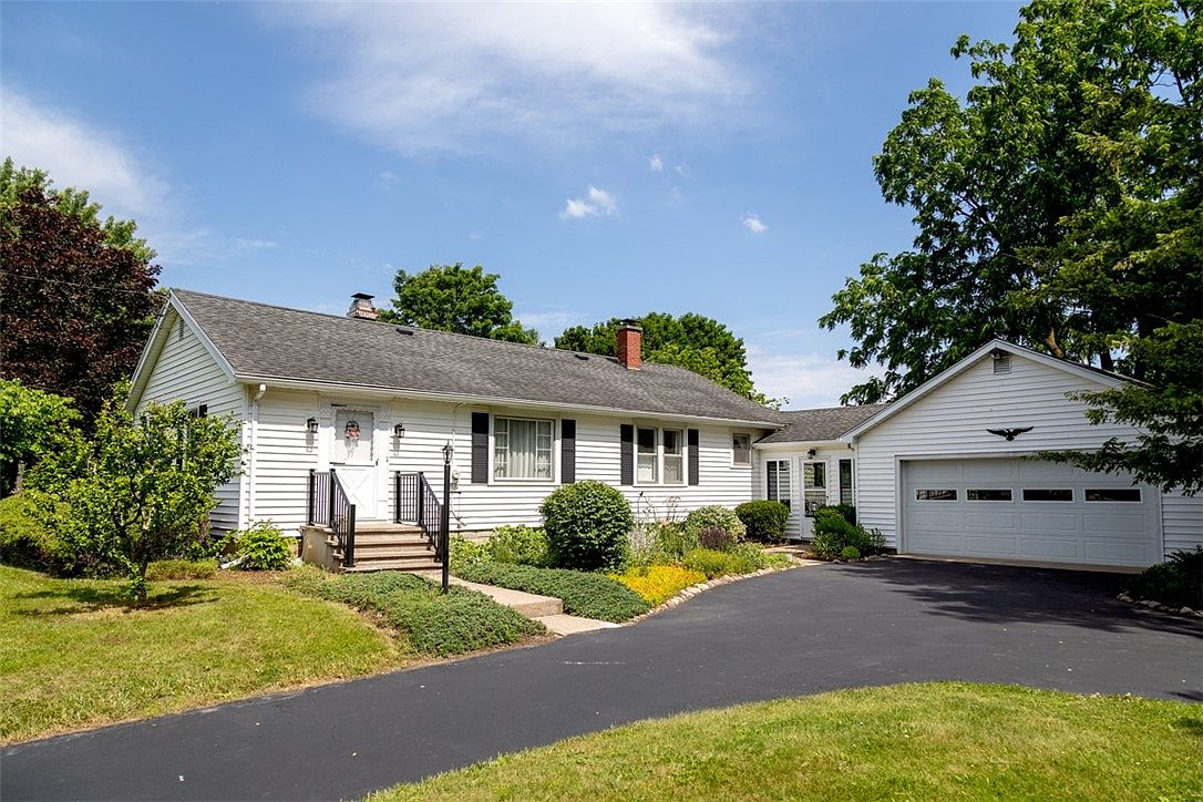 4339 Caledonia Avon Rd, Caledonia, NY 14423 | Zillow