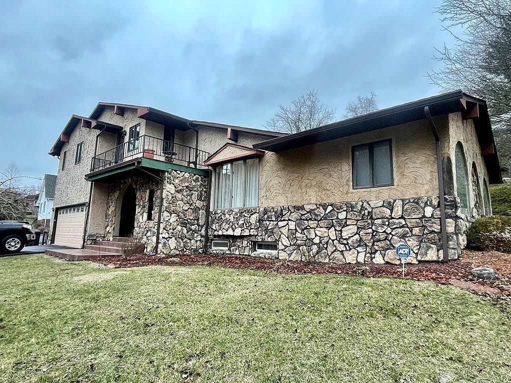 280 Terry Dr, Richlands, VA 24641 | MLS #52843 | Zillow