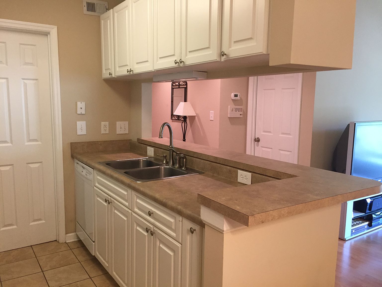 939 Bench Ct, Anchorage, AK 99504 | Zillow