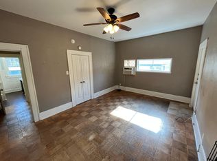 606 Pearl St, Denton, TX 76201 | Zillow