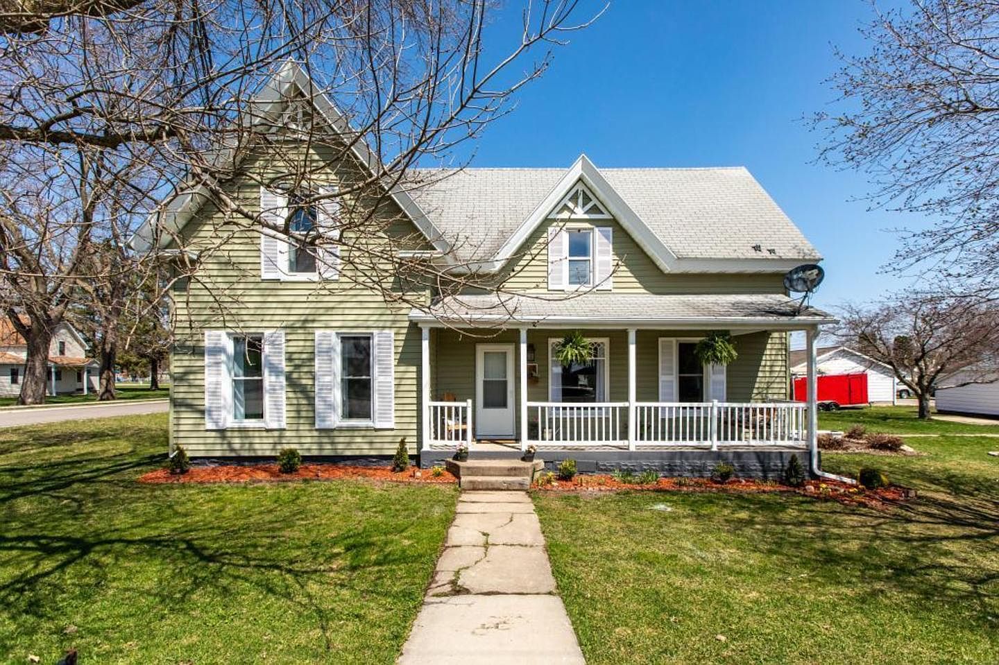 117 W Eyota St, Dover, MN 55929 | Zillow