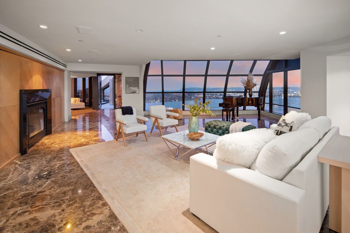 100 Harbor Dr UNIT 3902, San Diego, CA 92101 | Zillow