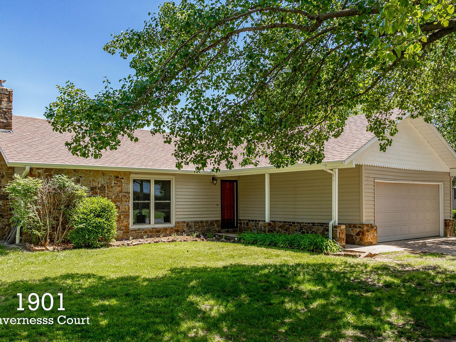 1901 Inverness Ct, Miami, OK 74354 | Zillow