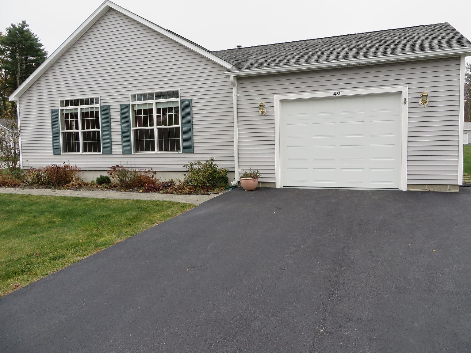 431 Jacob Ave, Scarborough, ME 04074 | Zillow