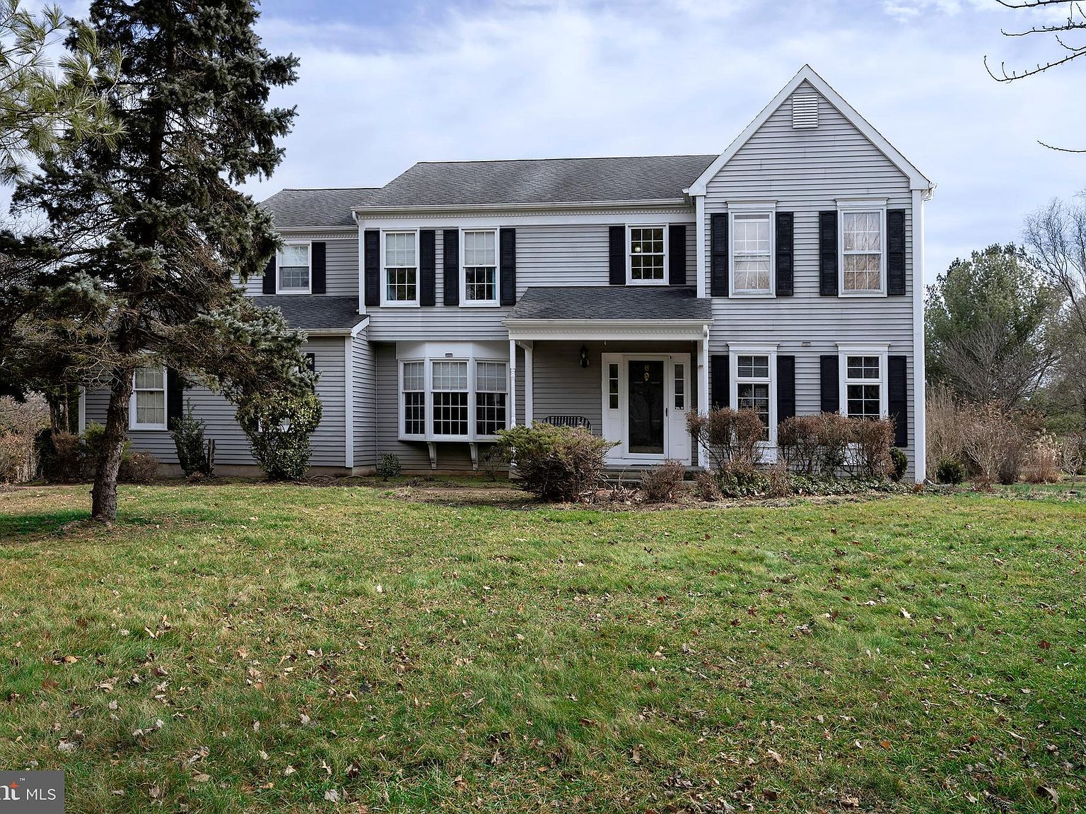 18 Hamilton Dr, West Windsor, NJ 08550 | Zillow