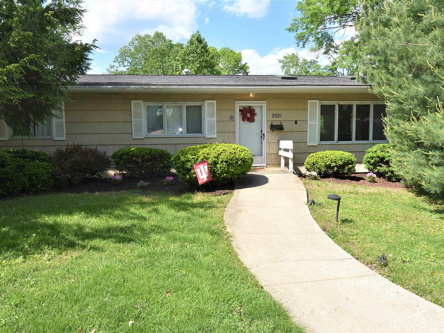 2621 E Edwards Row, Bloomington, IN 47408 | Zillow