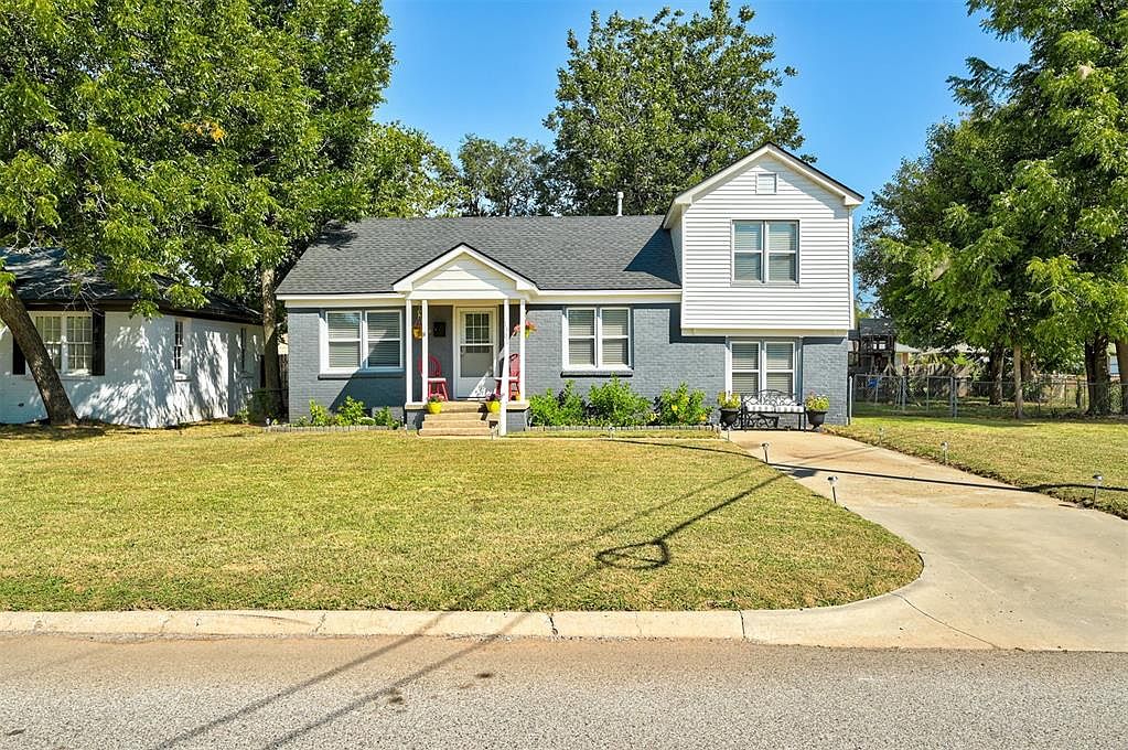 1901 Hasley Dr, Village, OK 73120 | Zillow