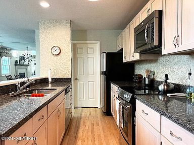 3601 Raspberry Rd APT 3A, Anchorage, AK 99502 | Zillow