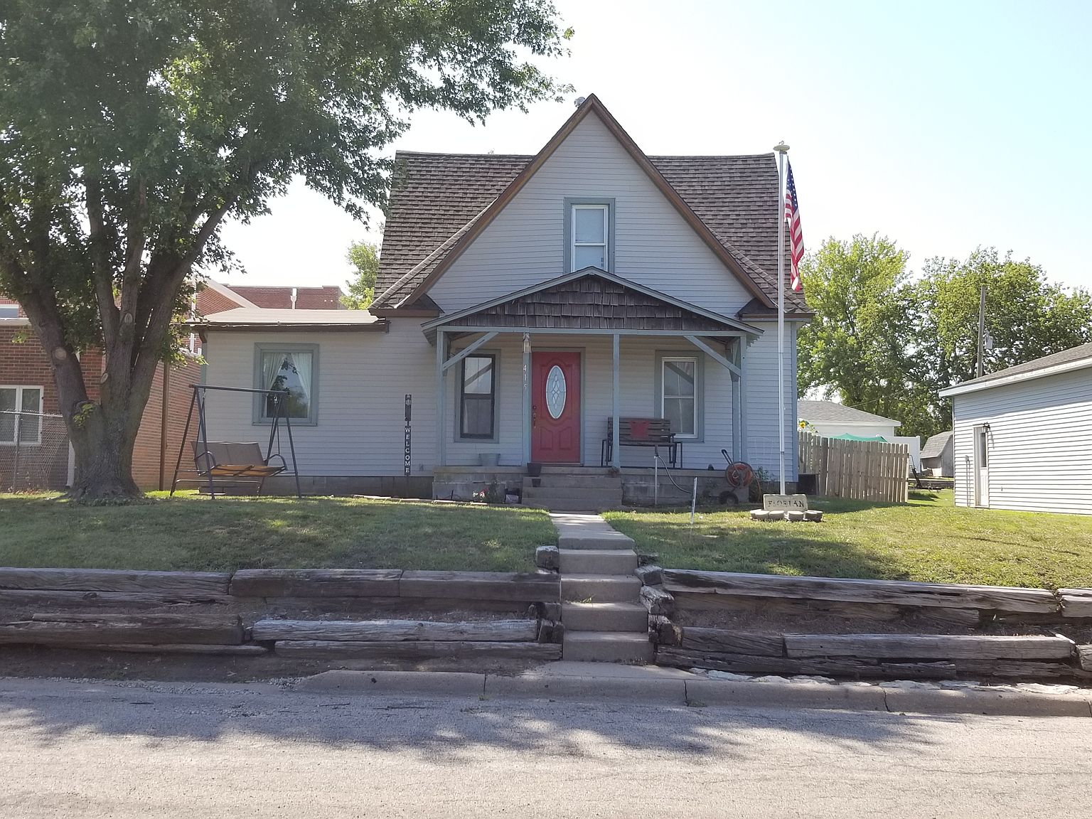 415 A St, Claflin, KS 67525 | Zillow