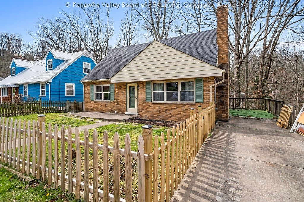 620 Gordon Dr, Charleston, WV 25314 | Zillow