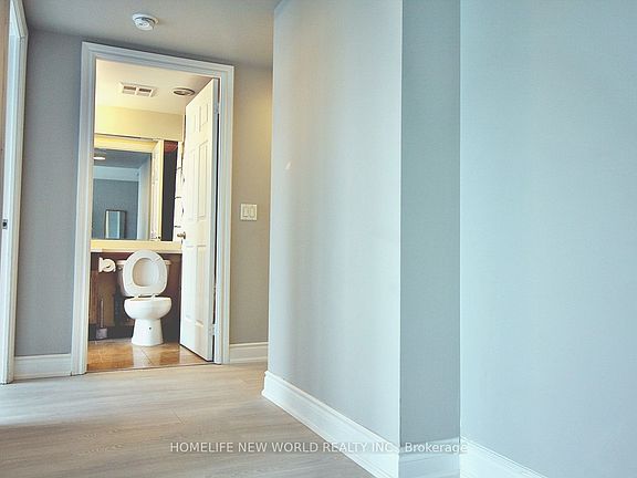 763 Bay St #3613-C01, Toronto, ON M5G 2R3 | Zillow