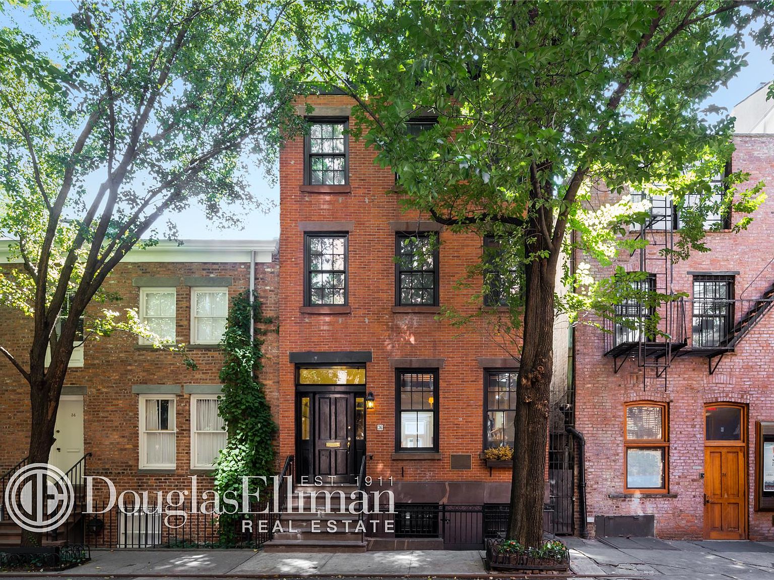 36 Commerce St, New York, NY 10014 | Zillow