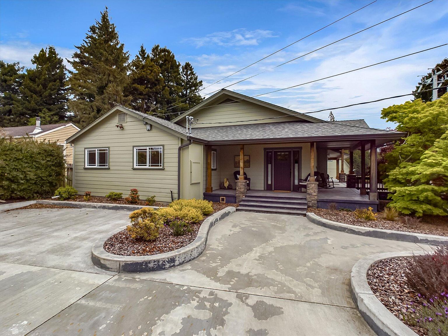 3925 Campton Rd, Eureka, CA 95503 | Zillow