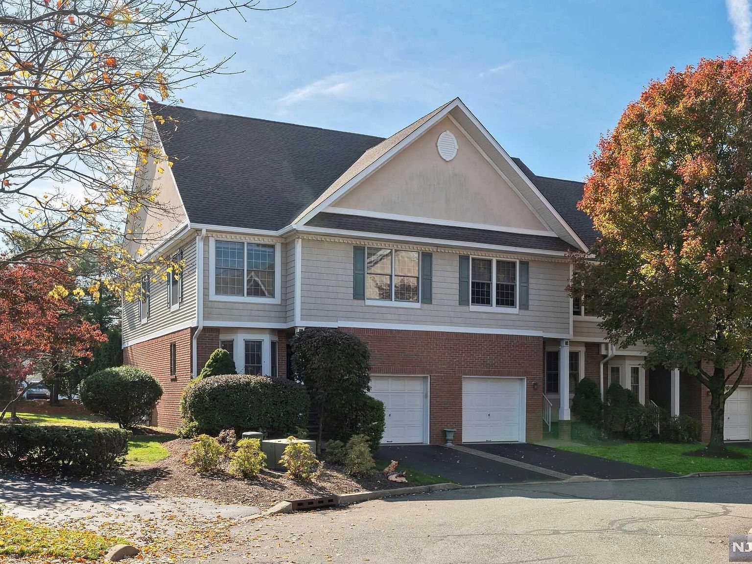 11 Staples Dr, Westwood, NJ 07675 | Zillow