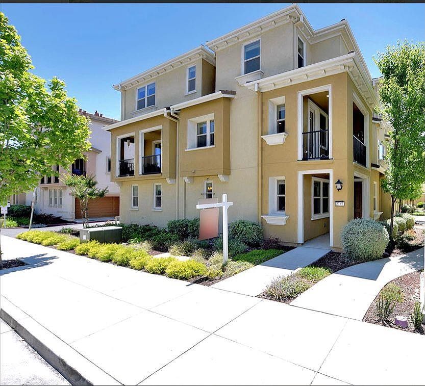 2787 Montecito Vista Way, San Jose, CA 95111 | Zillow