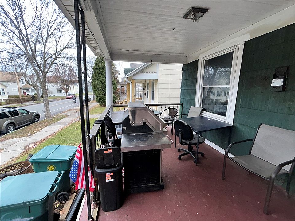 631 Emerson St, Rochester, NY 14613 | Zillow