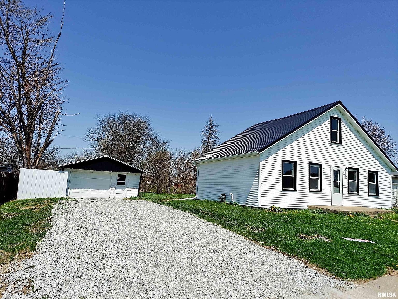 1405 16th Ave, Viola, IL 61486 | Zillow
