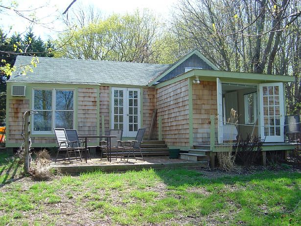 135 N Ferry Rd, Shelter Island Heights, NY 11965 | Zillow