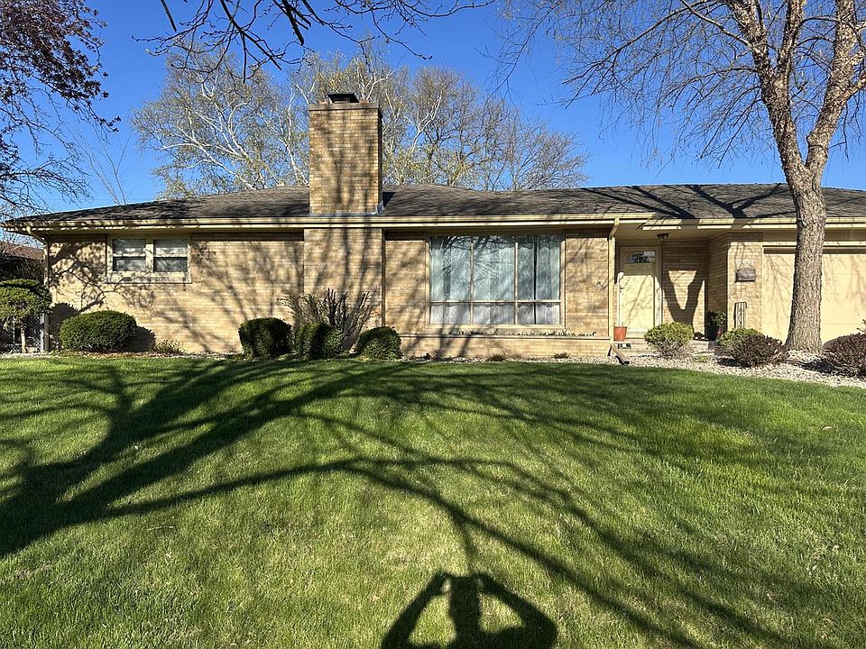 6109 Pershing BOULEVARD, Kenosha, WI 53142 | MLS #1872724 | Zillow