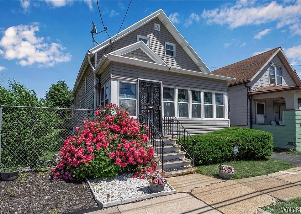 127 Stanton St, Buffalo, NY 14206 | Zillow