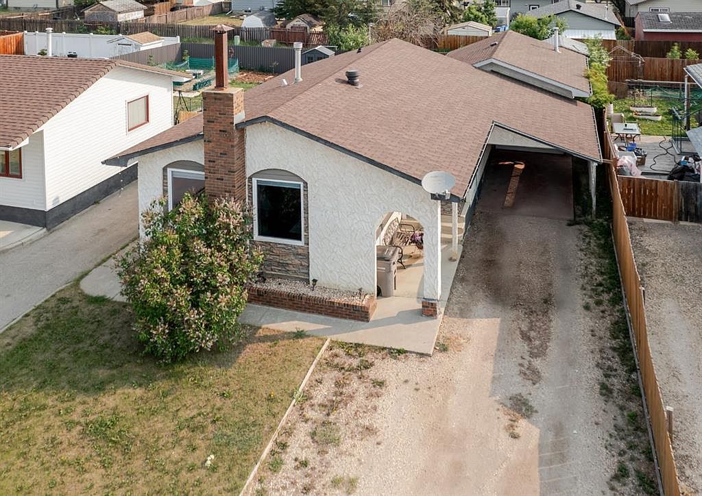 9510 S 120th Ave, Grande Prairie, AB T8V 4R4 | MLS #A2248938 | Zillow
