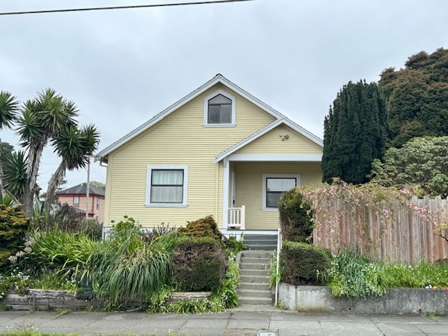 2605 Spring St, Eureka, CA 95501 | Zillow