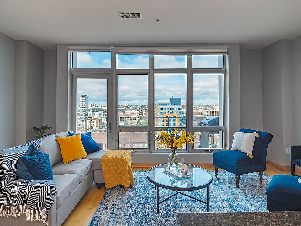 601 E Ogden Ave UNIT 806, Milwaukee, WI 53202 | Zillow