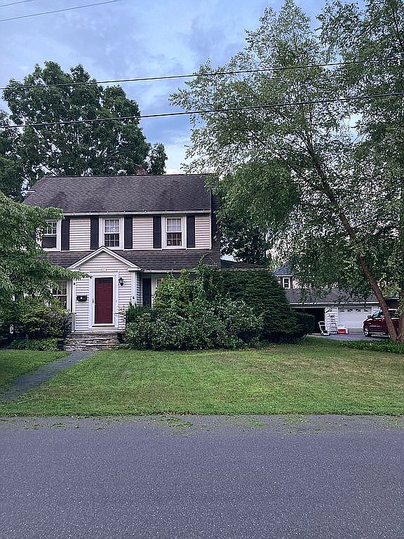 18 Manor Pl, Kingston, NY 12401 | Zillow