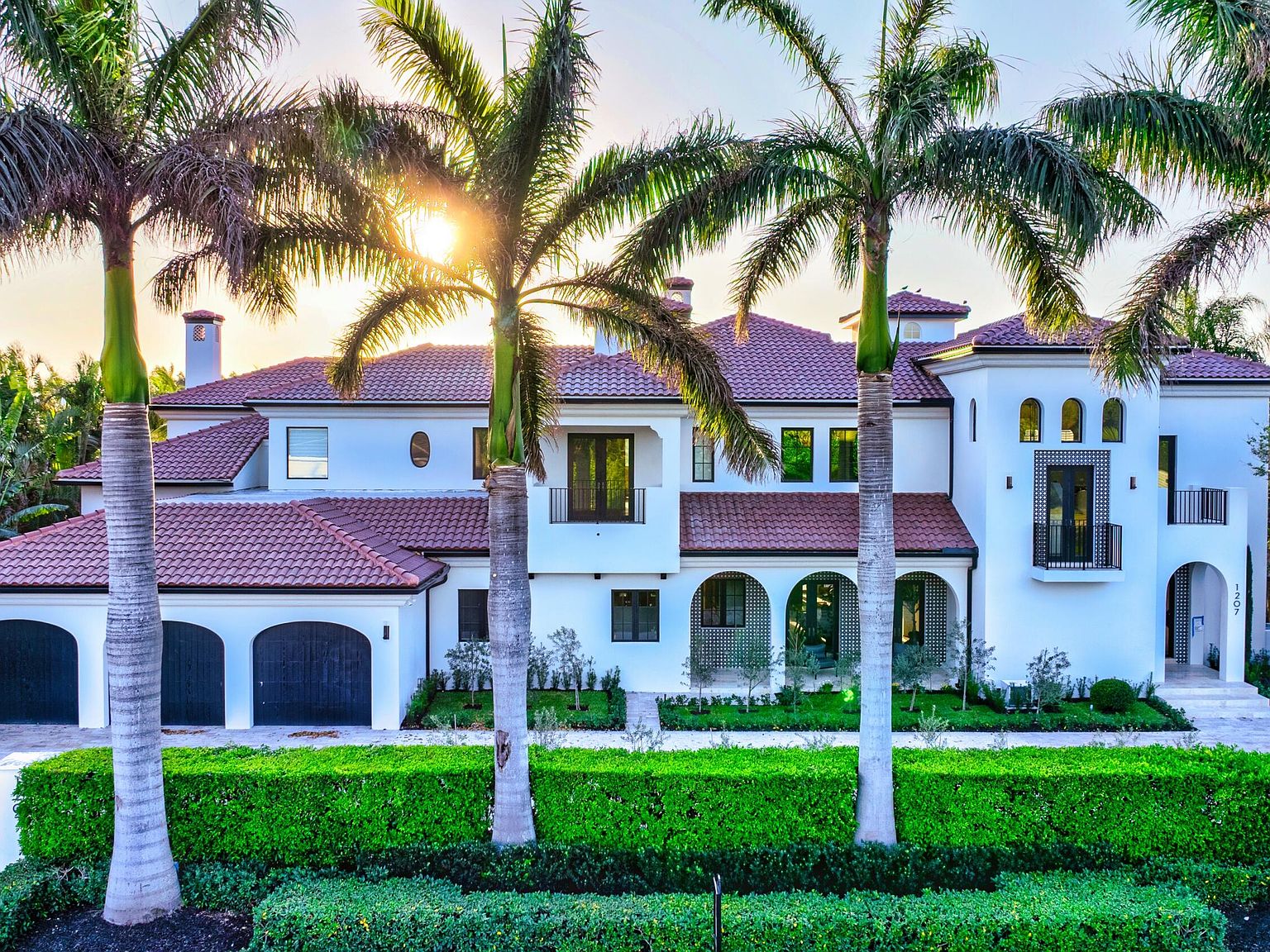 1207 Spanish River Rd, Boca Raton, FL 33432 | MLS #RX-10977755 | Zillow