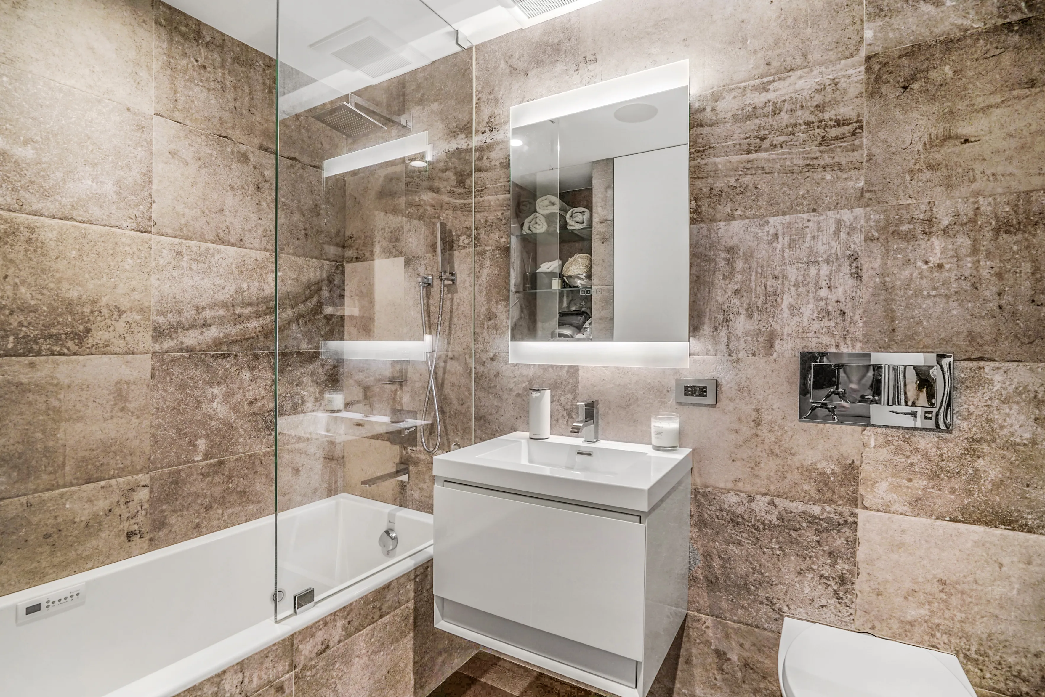 99 Reade Street #PHW in Tribeca, Manhattan | StreetEasy