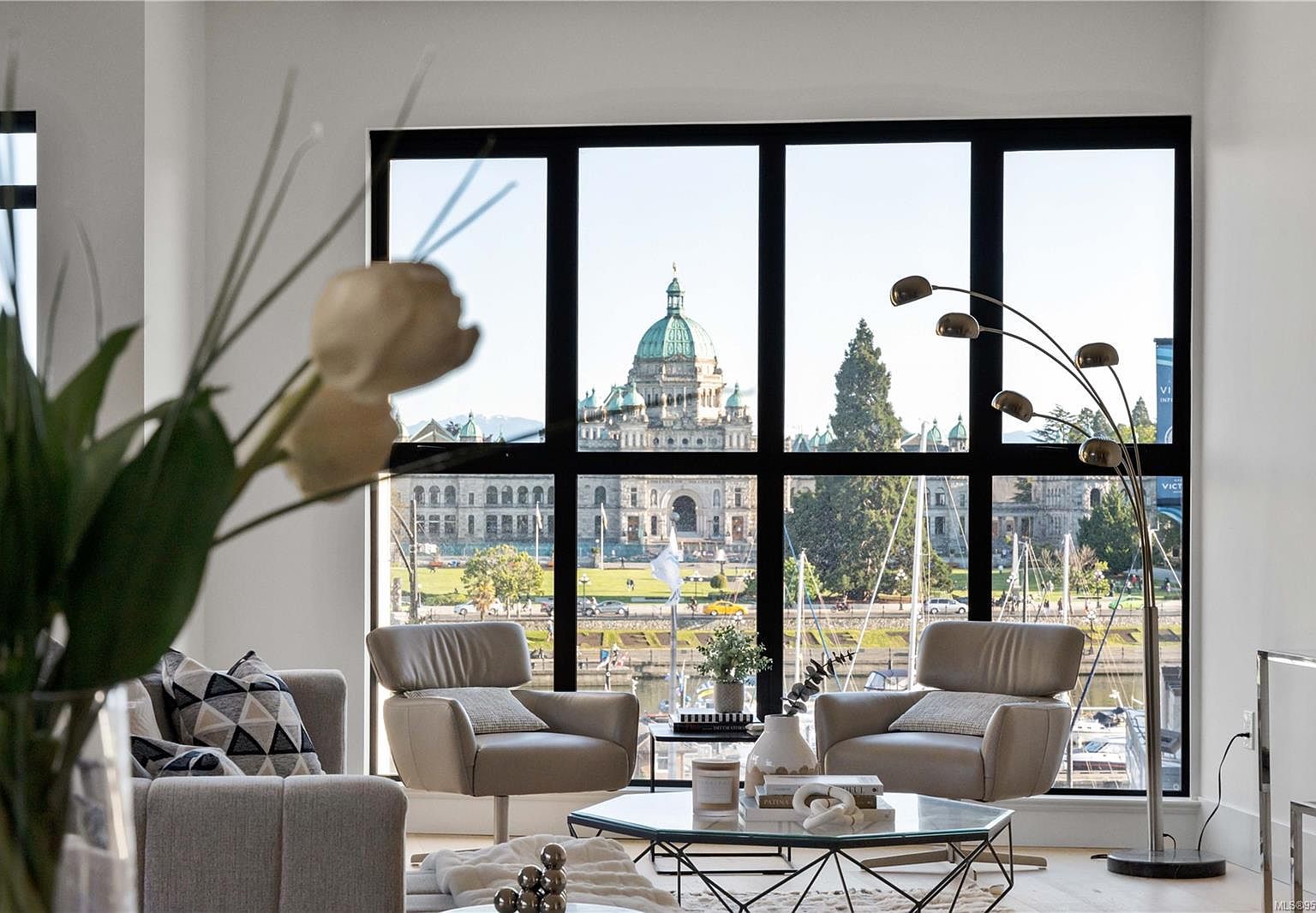 888 Government St #206, Victoria, BC V8W 1Z3 | Zillow