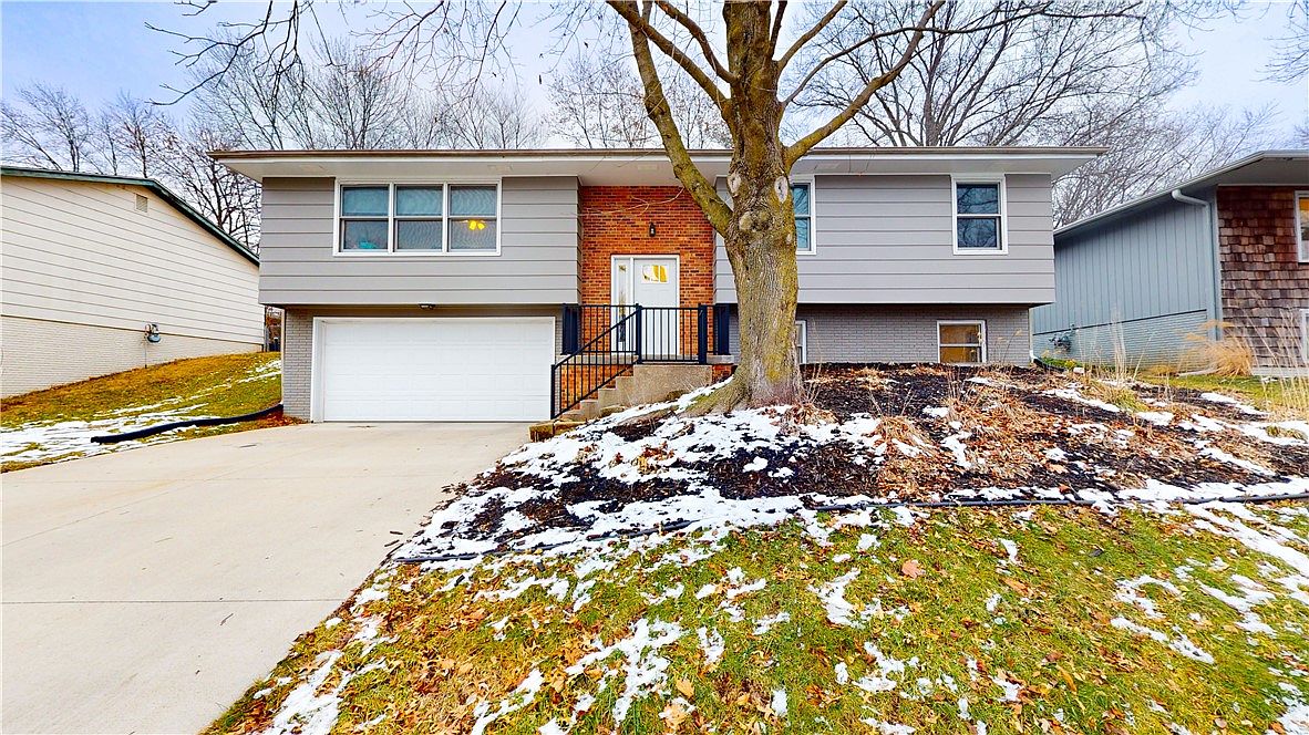 746 Keswick Dr, Iowa City, IA 52246 | Zillow