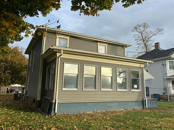 1016 Post St, Ottawa, IL 61350 | Zillow