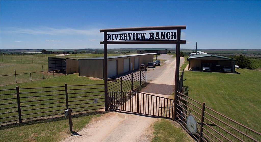 210932 E 750 Rd, Camargo, OK 73835 | Zillow