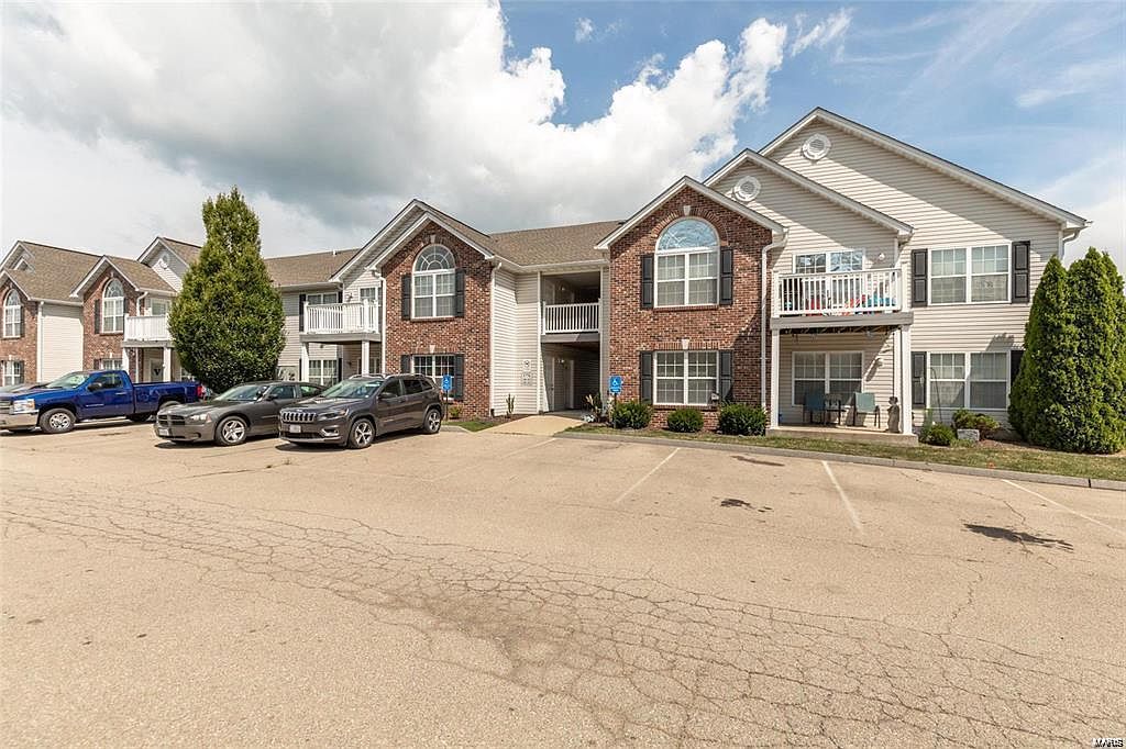 1770 Lexington Pl APT 300, Herculaneum, MO 63048 | Zillow