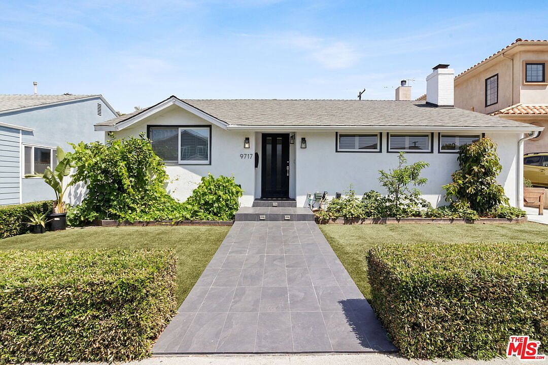 9717 Cashio St, Los Angeles, CA 90035 | Zillow