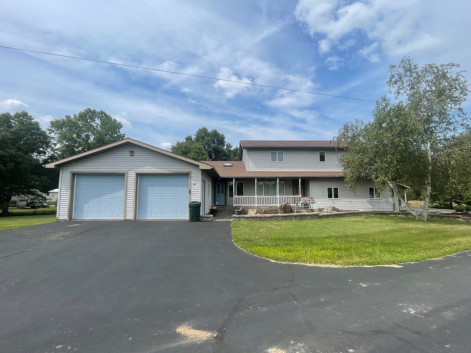 127 Lerue St, Apple Creek, OH 44606 | Zillow