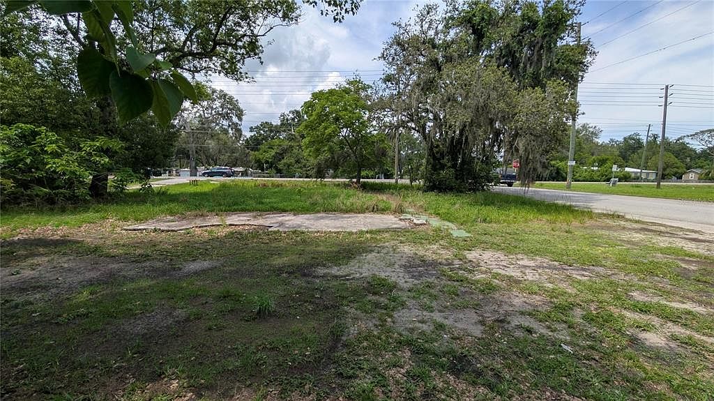 4945 Court St #1, Zephyrhills, FL 33541 | Zillow