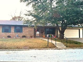 1410 Marie St, Comanche, TX 76442 | Zillow