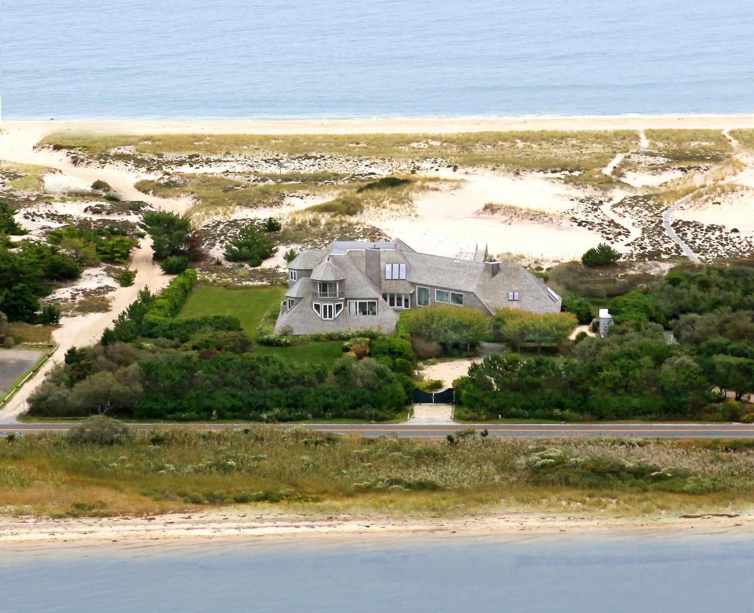 2080 Meadow Ln, Southampton, NY 11968 | Out East