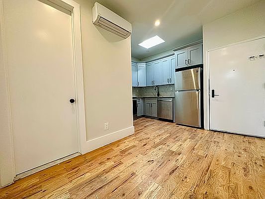 507 E 183rd St #2, Bronx, NY 10458 | Zillow